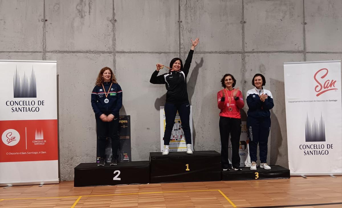 Araceli Bugallo mantiene su plaza fija en el podium