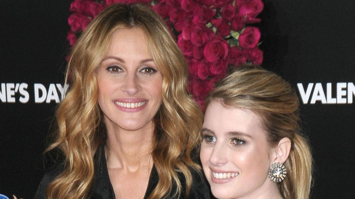 Julia Roberts y Emma Roberts se echan una partida a las cartas - Stilo