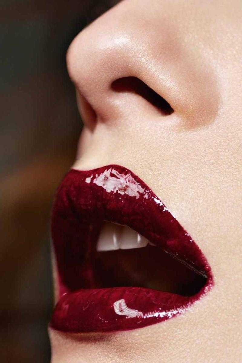 Maquillaje con instinto salvaje - Woman