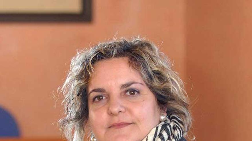 El gobierno local defiende la gestión de la piscina municipal de Sotrondio