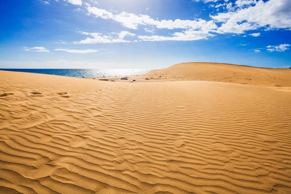 Siéntete en un mar de arena en las dunas más espectaculares de España ...