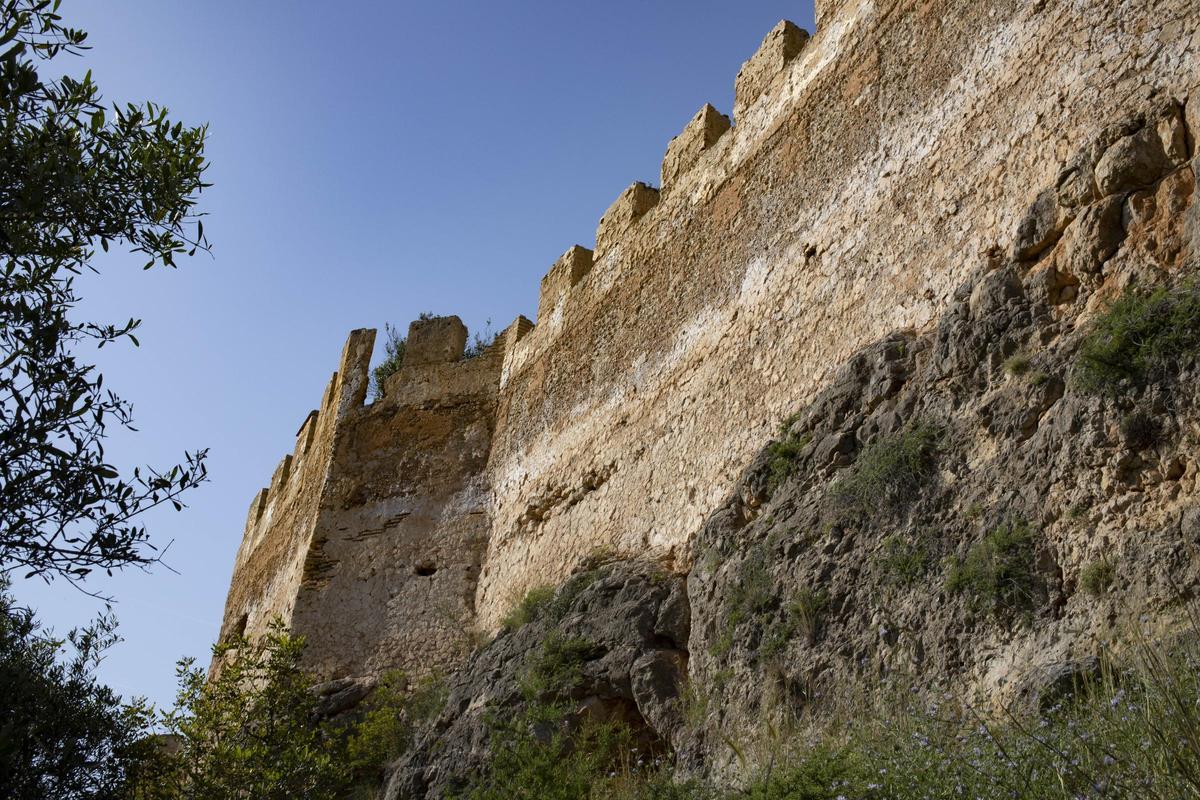 El castillo de Corbera y sus espectaculares vistas de la Ribera Baixa