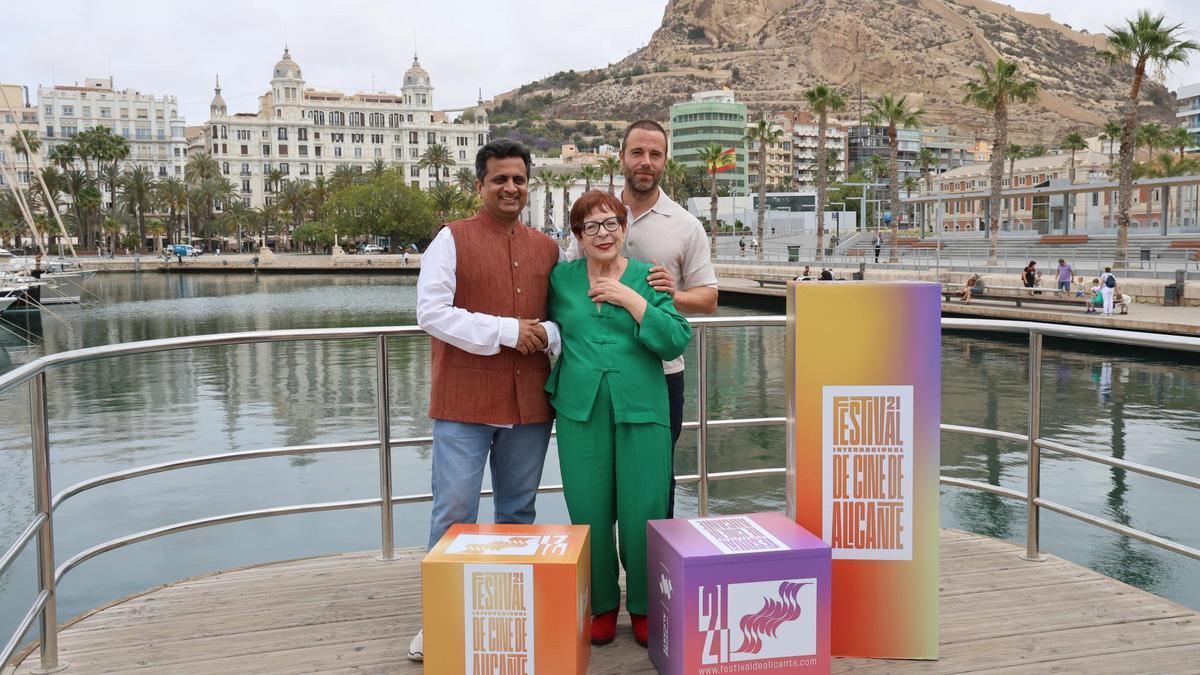 FESTIVAL DE CINE DE ALICANTE | "L 'àvia y el foraster", un canto a la ...