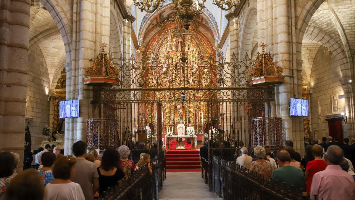 EUCARISTÍA CATEDRAL BADAJOZ JUBILEO DISCAPACIDAD | Jubileo 2025: asociaciones y centros de ...