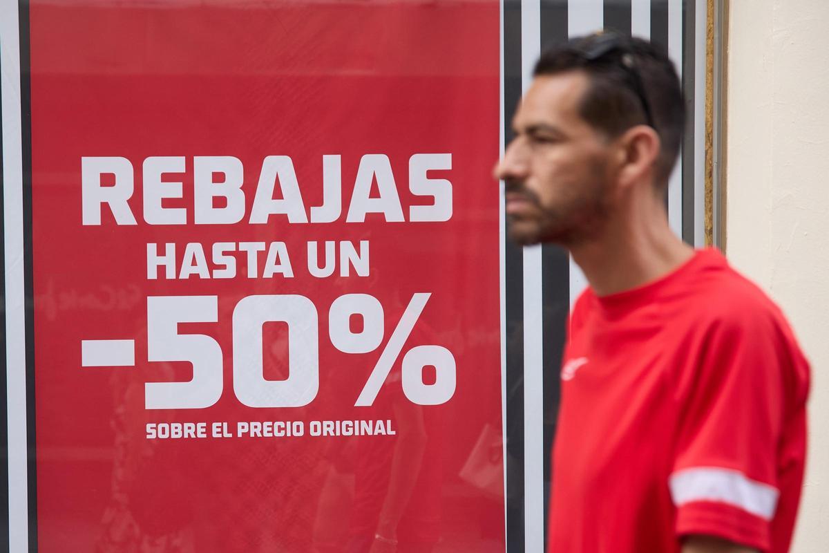 REBAJAS VERANO 2025 | Rebajas de verano 2025: ocho trucos infalibles para que tu bolsillo no sufra