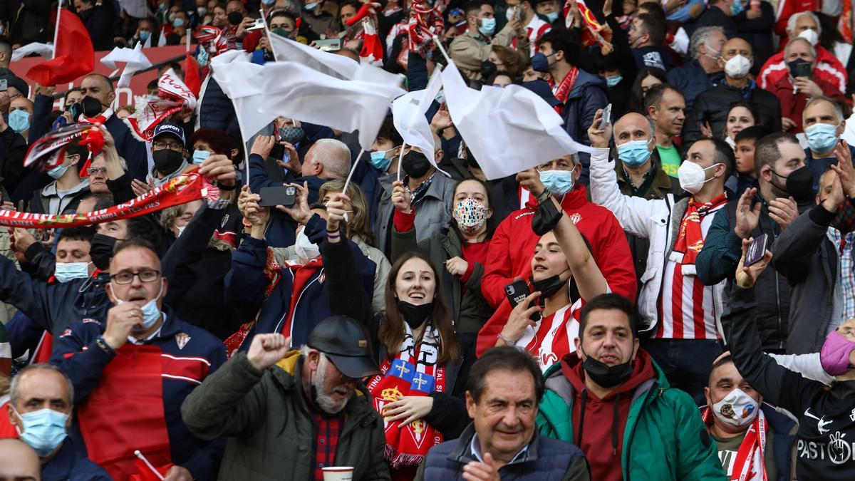 El Sporting pone a la venta 1.000 entradas para el derbi a un precio de ...