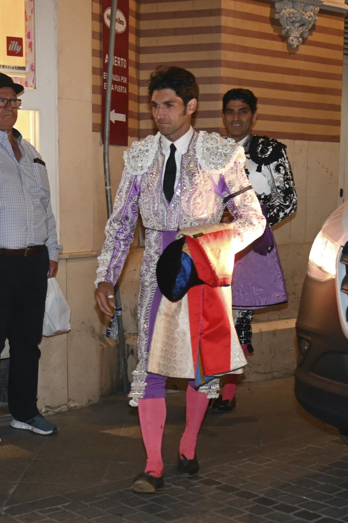 ÚLTIMA HORA CAYETANO RIVERA DETENCIÓN El torero emite un comunicado ...