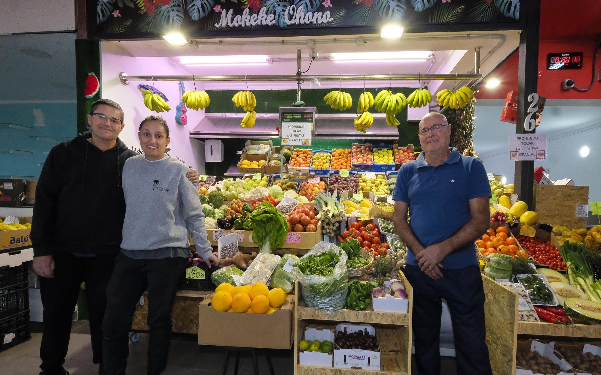 Frutería Makeke Ohana en el Mercado Altavista