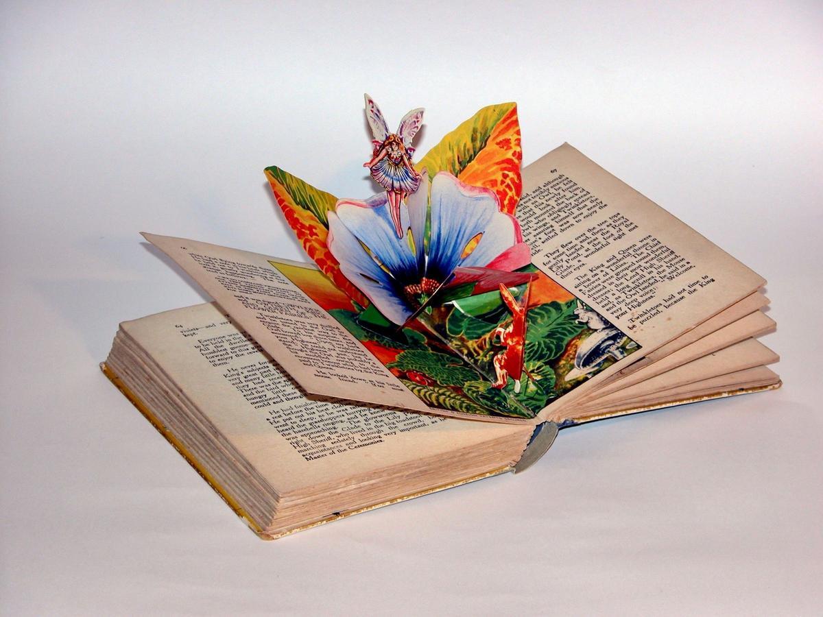 La historia de los libros desplegables y móviles, en el Museo de Pontevedra