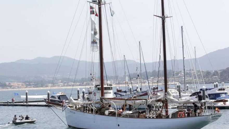 Clases maestras de náutica en un velero que perteneció a la Casa Real