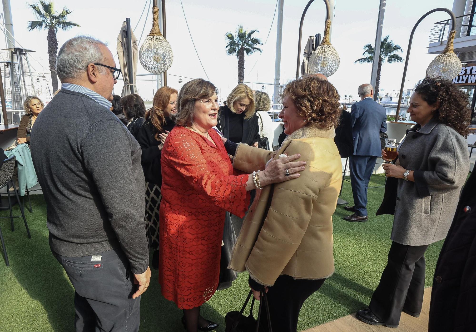Comida de despedida de la Magistrada Monserrat Navarro en el ...