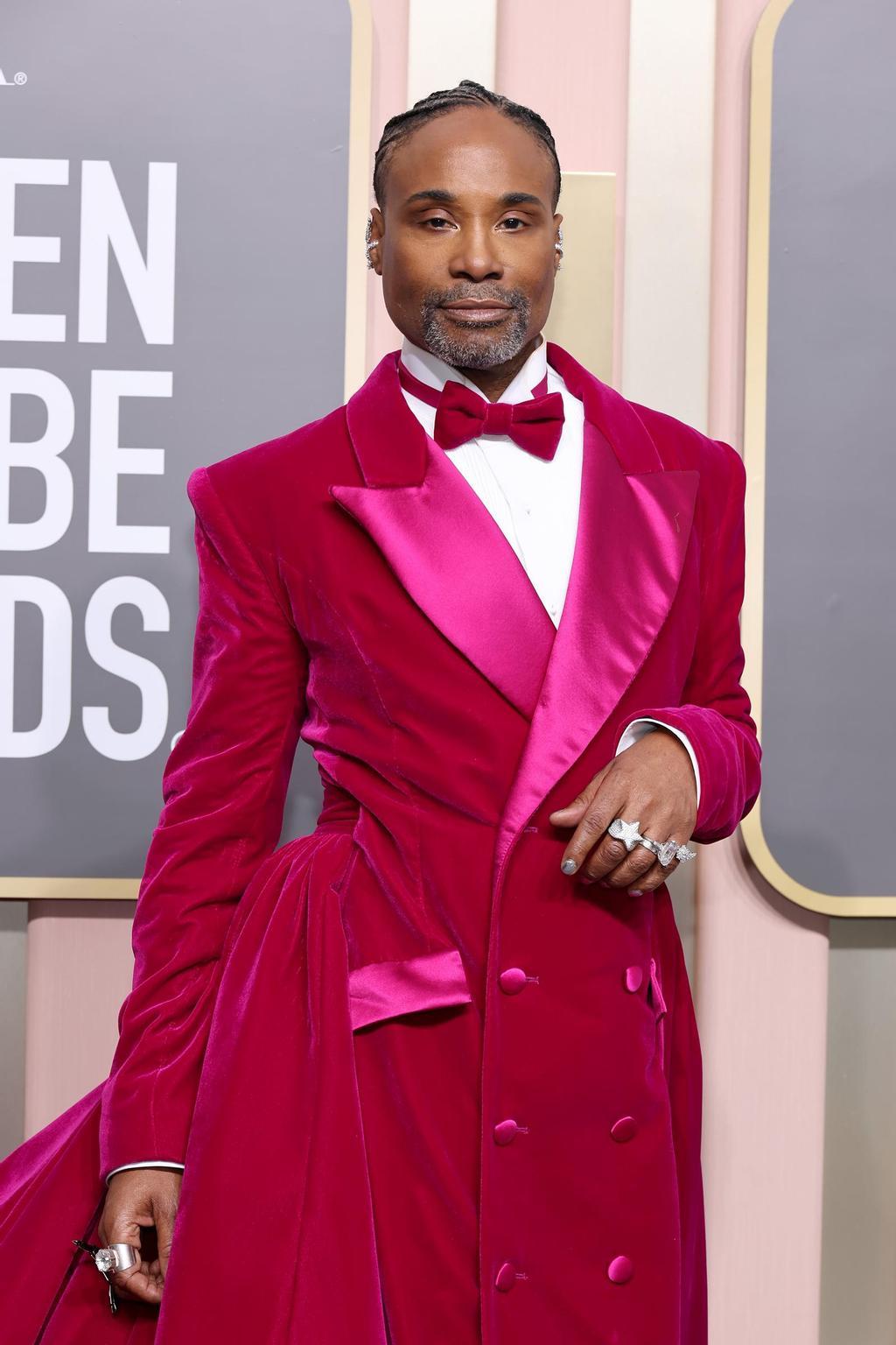 Billy Porter remodela su esmoquin negro y lo lleva a un terciopelo rosa ...