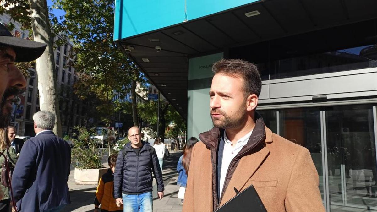 Queipo convoca al comité de alcaldes y al comité de dirección del PP asturiano - La Nueva España