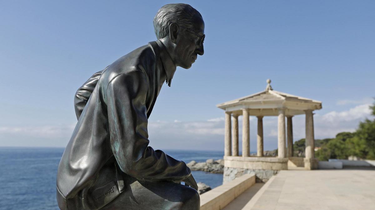 L'escultura de Josep Ensesa Gubert a s'Agaró, fa pocs dies.