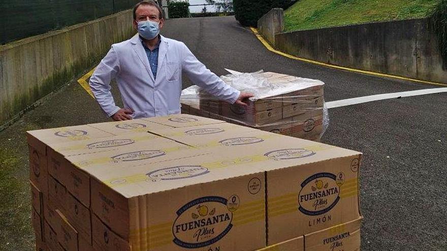 Fuensanta dona más de 3.000 refrescos a una residencia de Nava