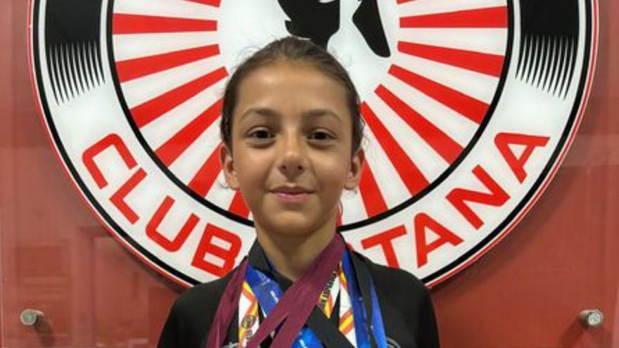 La archenera Laura Veliz, doble medallista en el Nacional