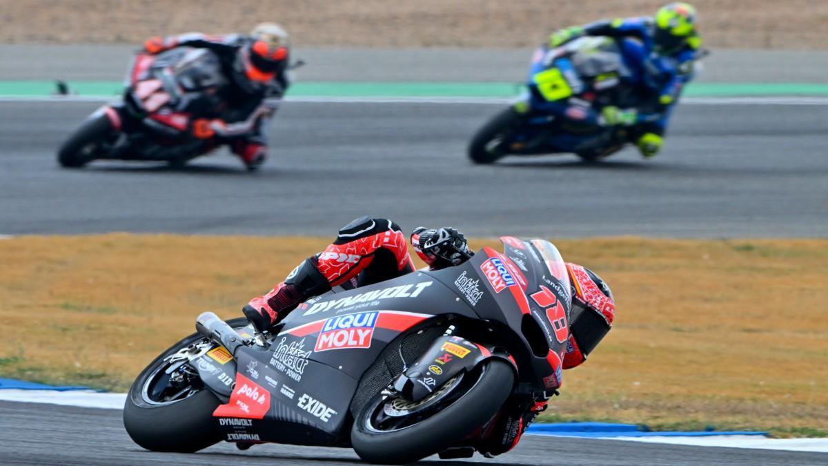 Moto 2| 'Manugas' confirma su dominio y se lleva la primera victoria