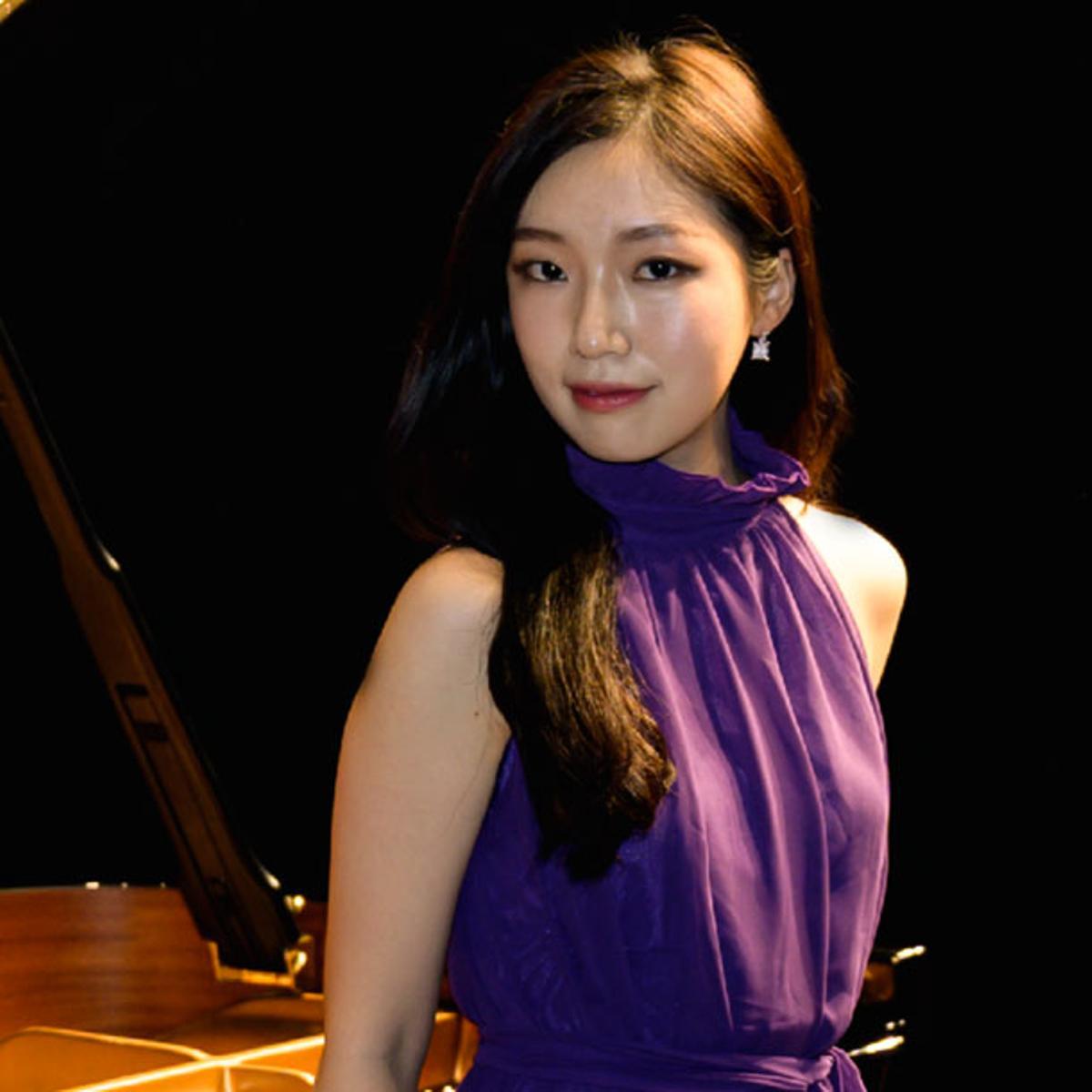 La Sociedad Filarmónica de Vilagarcía trae al Auditorio a la pianista Su Yeon Kim