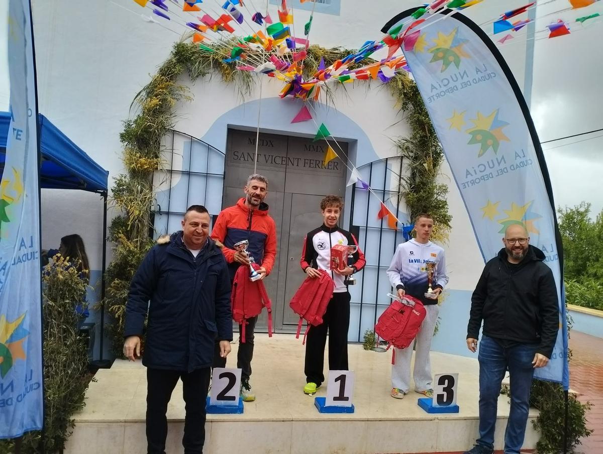 CARRERAS POPULARES, atletismo: Analia Zanichelli y Raúl Blázquez ganan ...