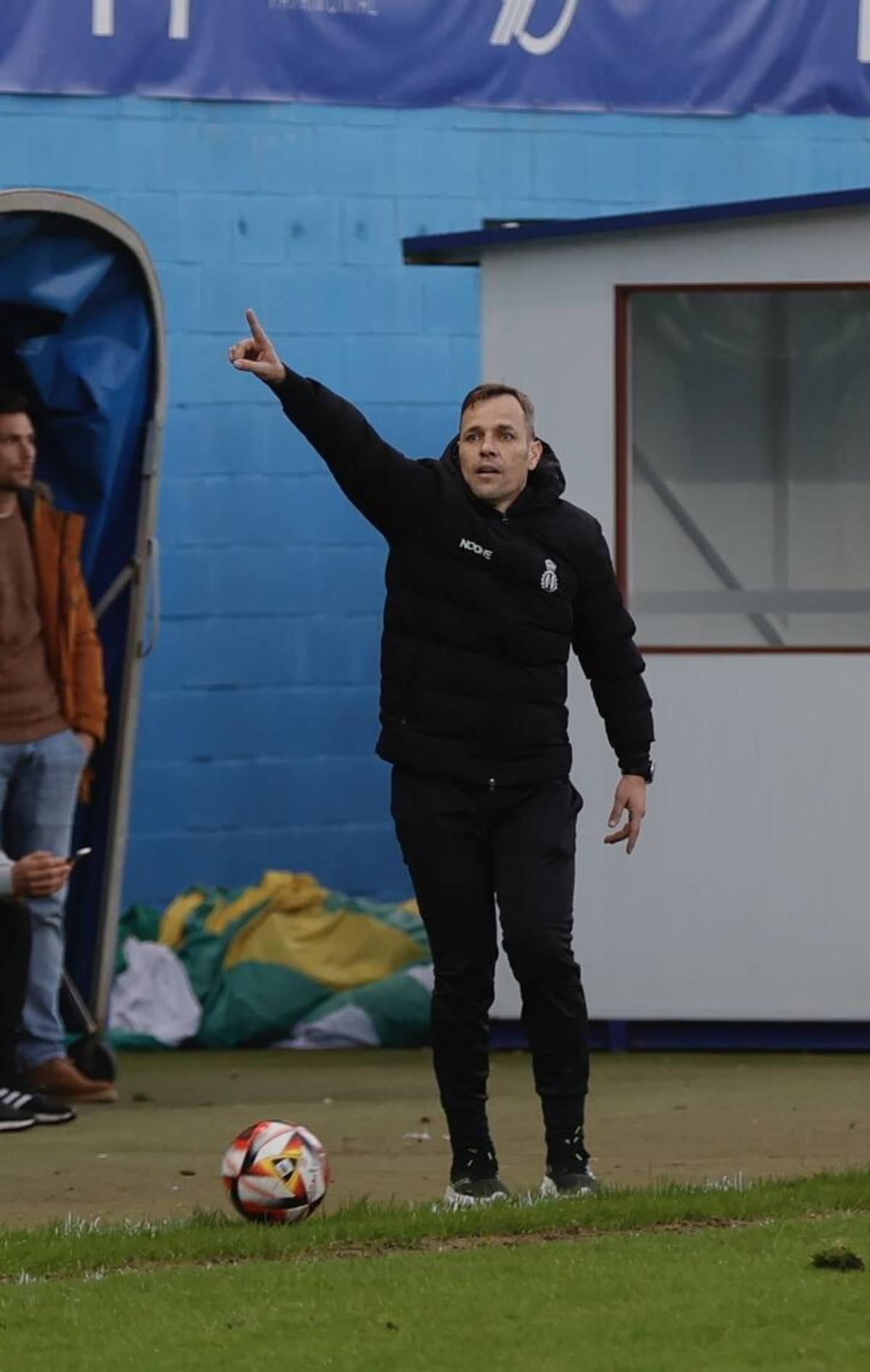 EN IMÁGENES: Así ha sido la victoria del Avilés ante el Racing Villalbés