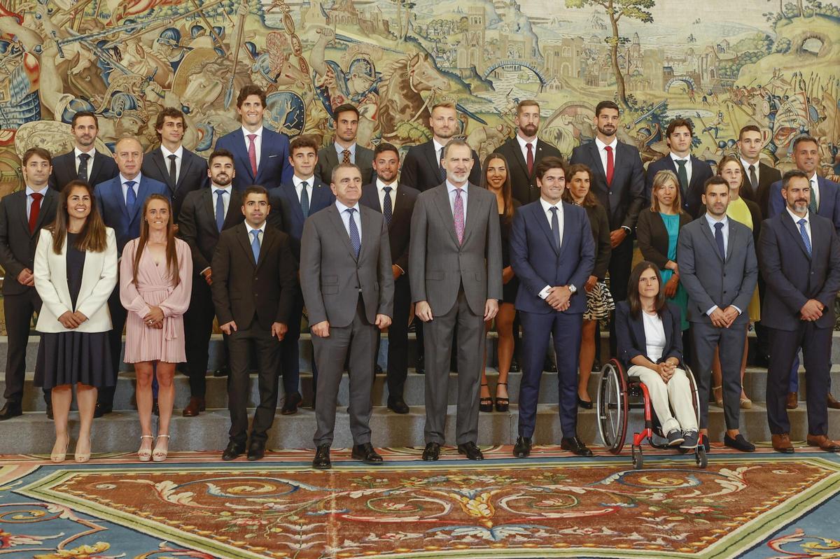 El Rey Felipe recibe a Marcus Cooper, Adrián Castaño y los medallistas ...