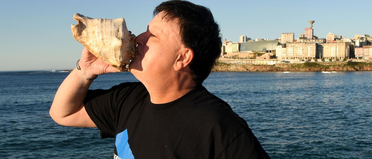 20 ANOS PRESTIGE: Xurxo Souto, integrante de NUnca Máis e Burla Negra ...