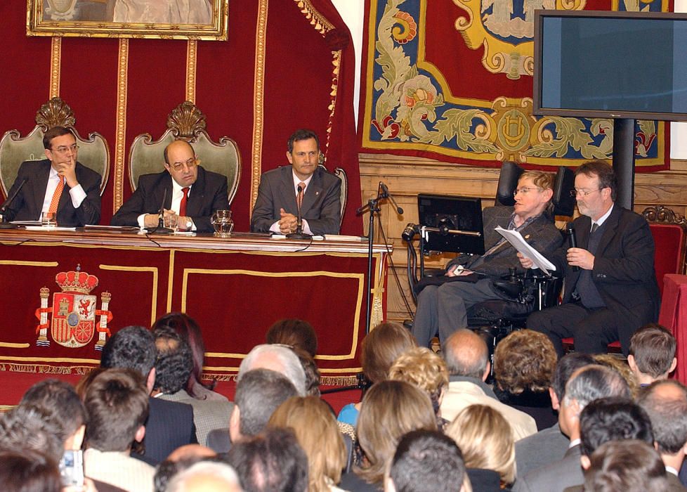 La visita de Stephen Hawking a Asturias en 2005 - La Nueva España
