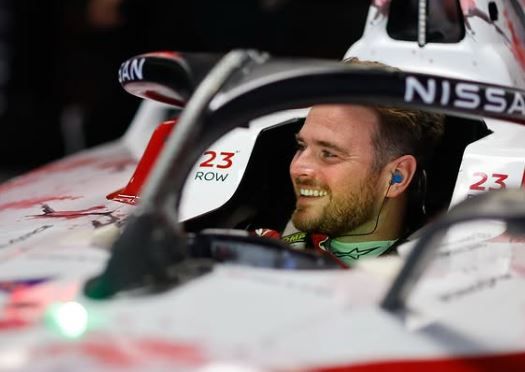 Animal x women that lady has moved currently far to the