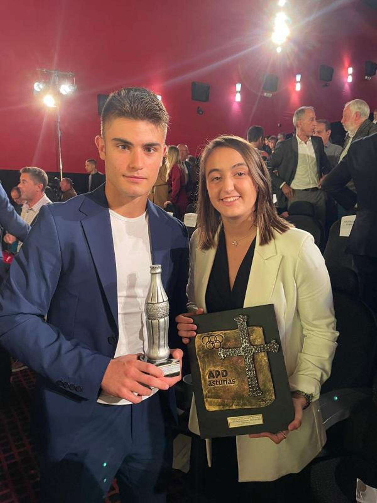 Sara Roces y Alejandro Catalán, premios para el deporte langreano