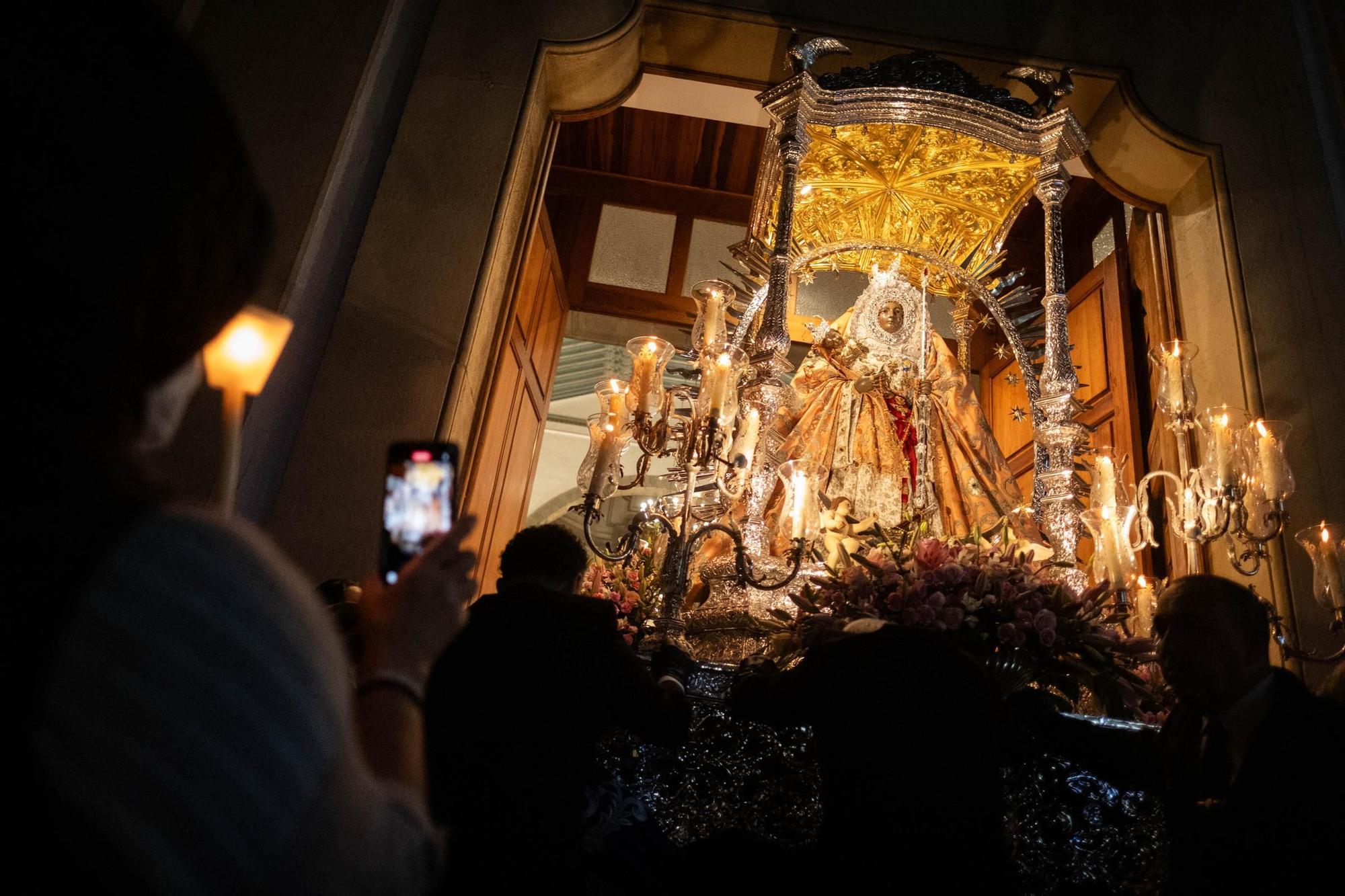 FOTOS: Procesión de las Candelas, en Candelaria