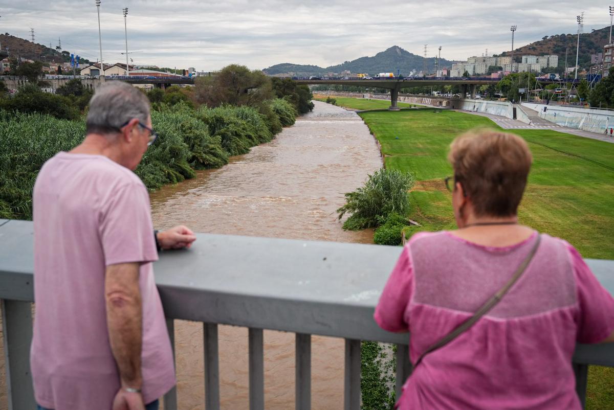 Así está el río Besòs tras la tormenta