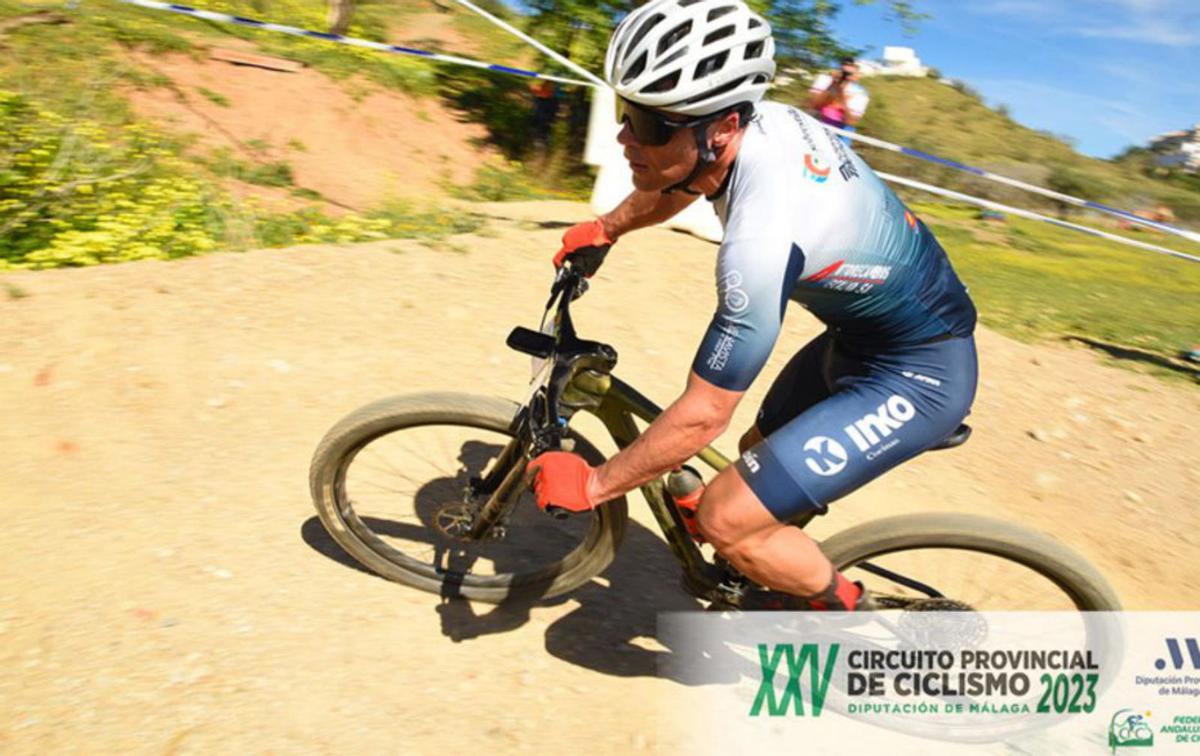 Daniel Bernal y Paqui Jiménez revalidan triunfo en Benagalbón