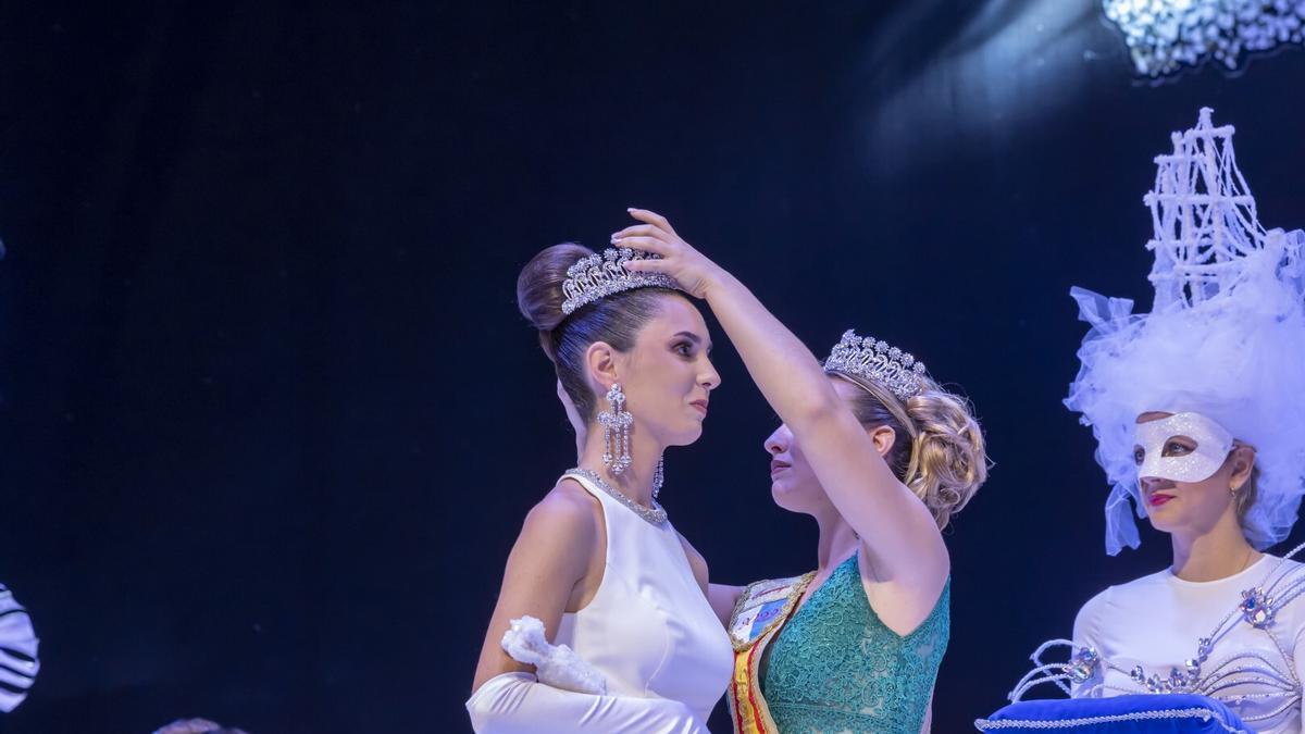 TORREVIEJA: Mireya Hernández Gómez, Reina de la Sal 2023/2024