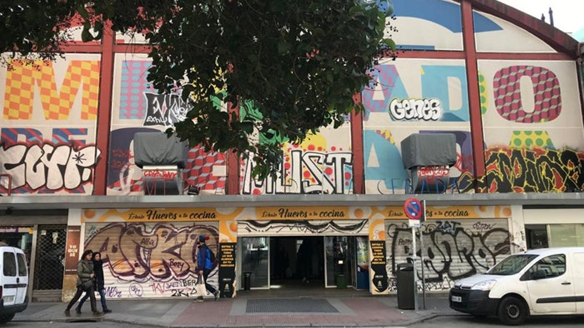Mercado De La Cebada Puro Latineo Viajar