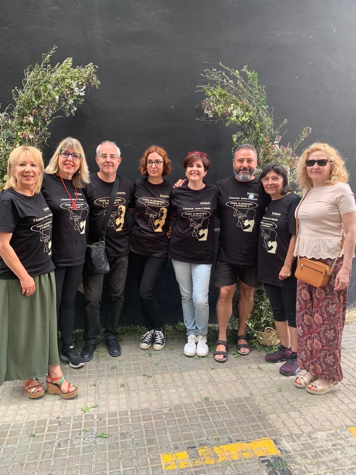 ALAQUÀS| Más de 200 personas comparten mesa en el II Esmorzar de les ...