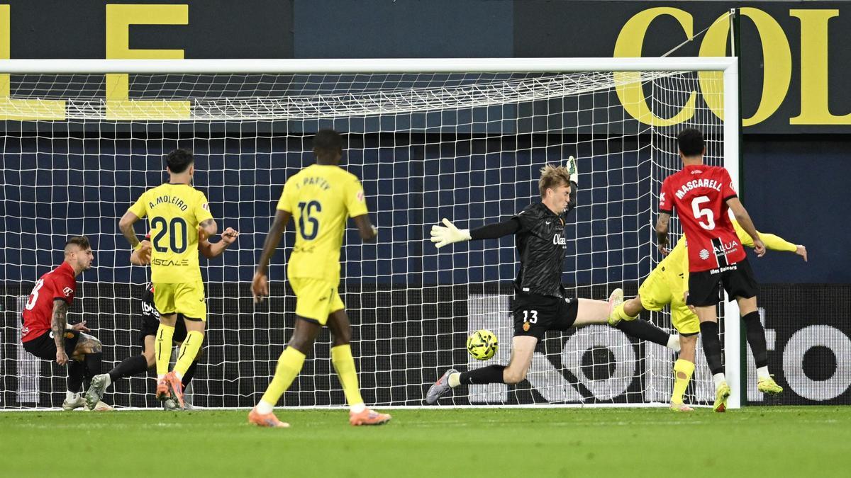 Fútbol | Oluwaseyi mantiene la racha del Villarreal y frustra al Mallorca