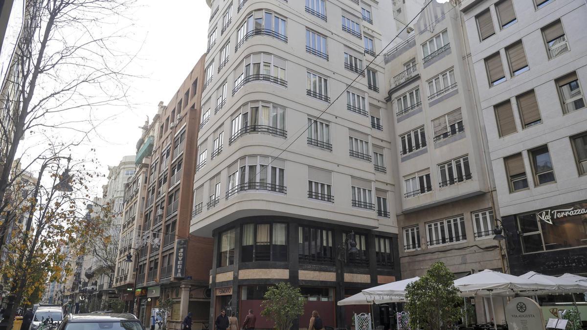 VALENCIA | Un hotel ilegal y múltiples pisos turísticos saturan el ...