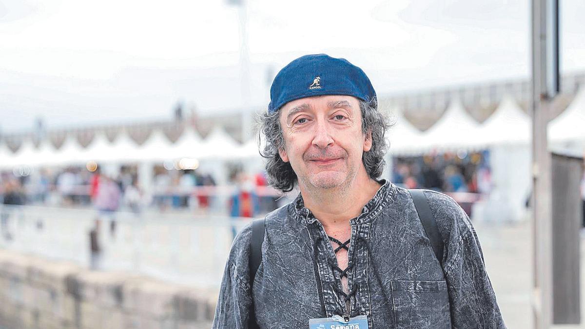 Paco Gómez Escribano: «Para vivir y escribir hay que equivocarse muchas ...