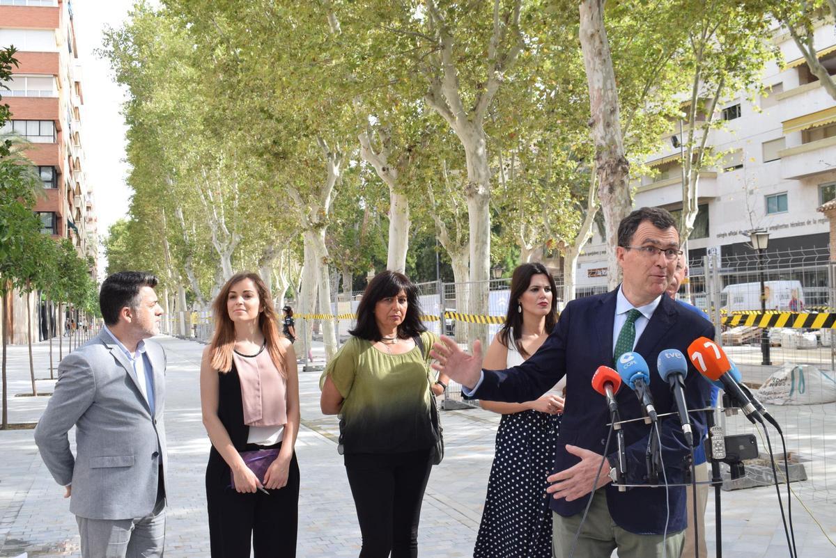 La trayectoria del alcalde de Murcia, José Ballesta, en imágenes - La ...