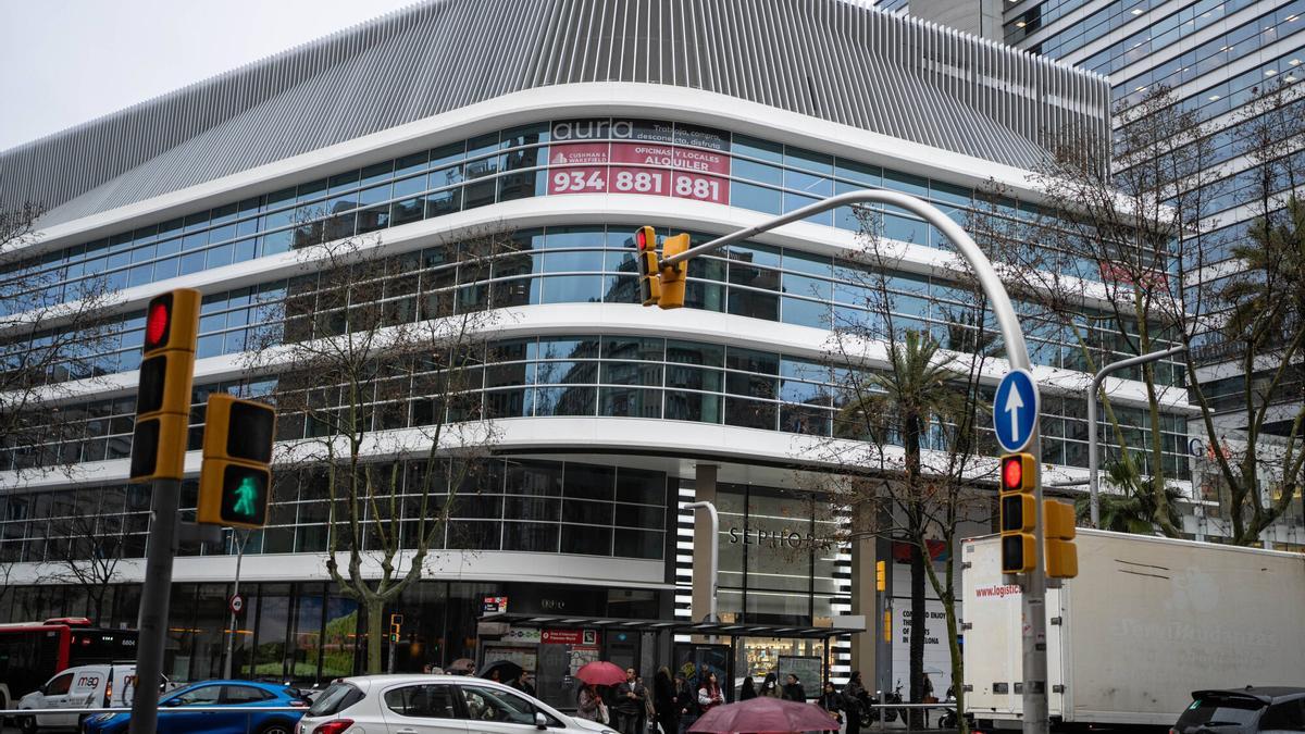 Deloitte ocupará las cinco plantas de oficinas de lujo en el antiguo El Corte Inglés de Francesc ...