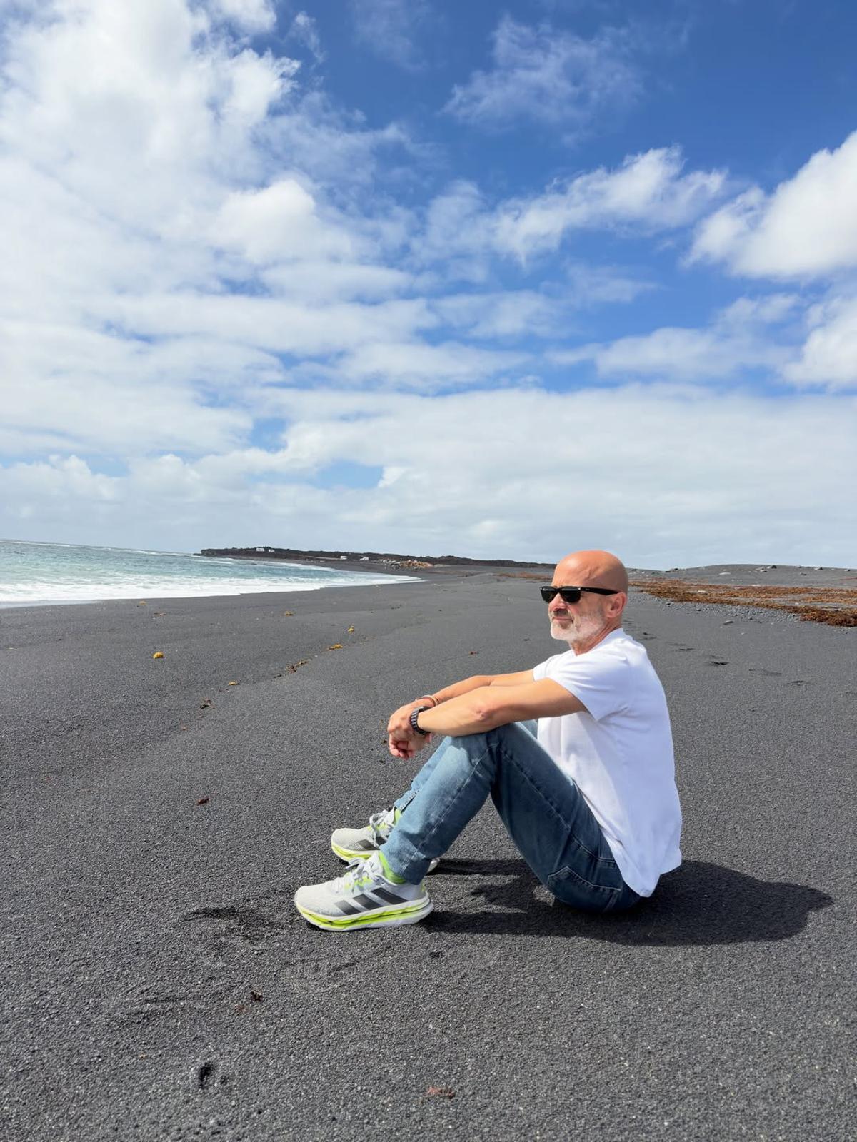 Antonio Lobato cae rendido a Lanzarote y a un restaurante de Teguise