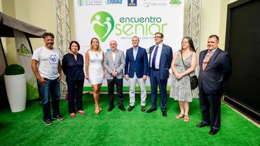 Encuentro Senior en el edificio Miller