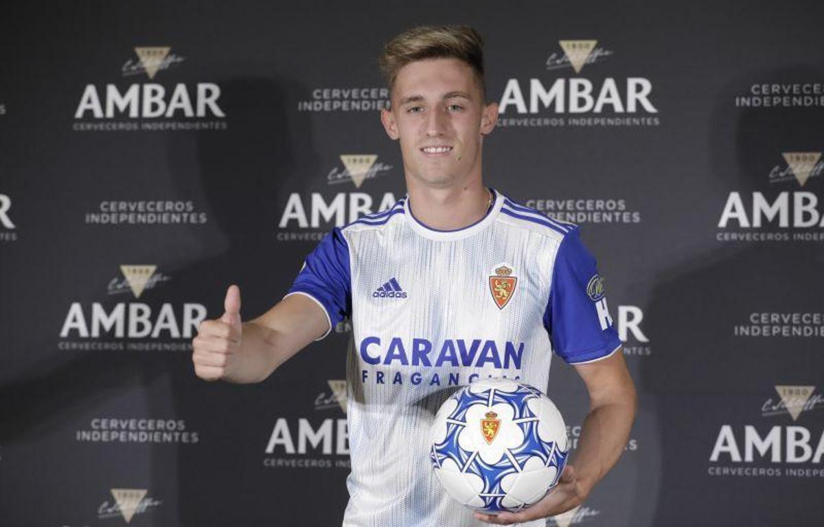 Álex Blanco: "He venido para ayudar al equipo a estar donde debe estar"