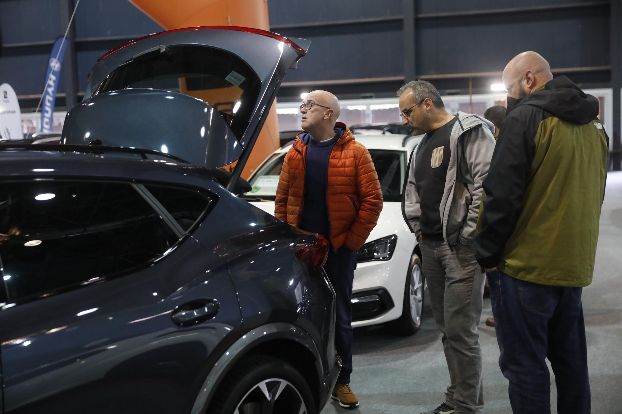 En imágenes: La Feria del vehículo seminuevo en Gijón abre sus puertas