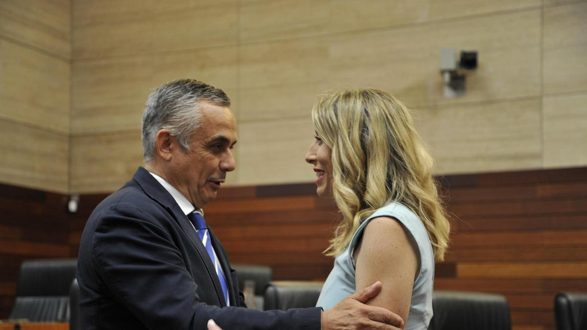 PP y Vox afrontan su primer test en Extremadura: la Mesa de la Asamblea ...