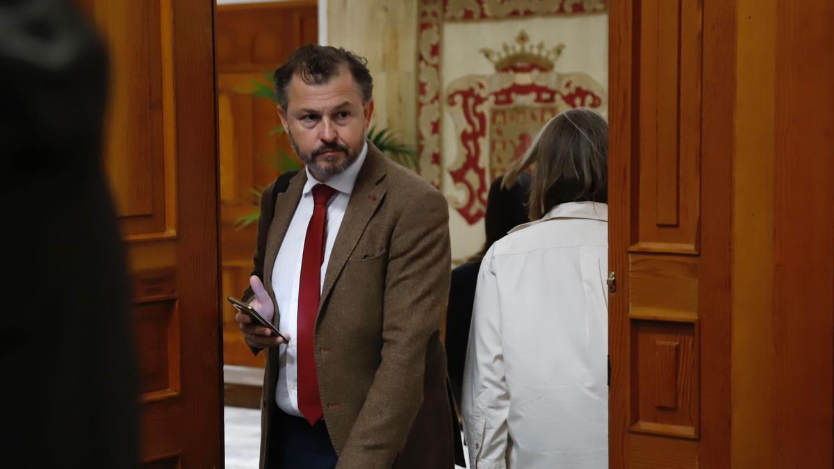 Caso Infraestructuras Córdoba | La Policía Nacional entrega al juez el ...