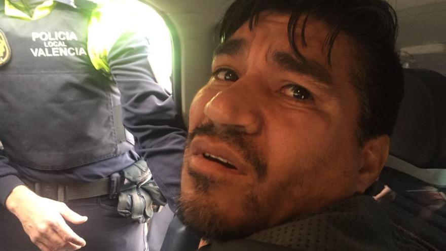 Arrestan a un atracador armado con un revólver en Benicalap