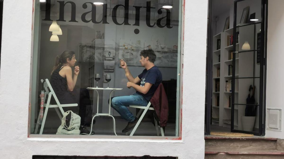 El espacio cultural La Inaudita propone sesiones de vino y versos en el ...