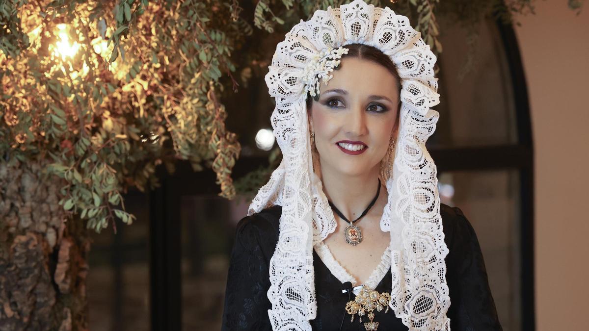 Eva García Rico, candidata Hoguera Monjas Santa Faz - Información