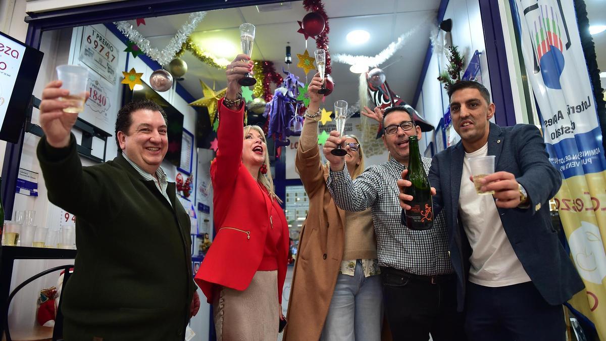 LOTERÍA DE NAVIDAD EN PLASENCIA: La Cereza de Oro reparte 150.000 euros ...